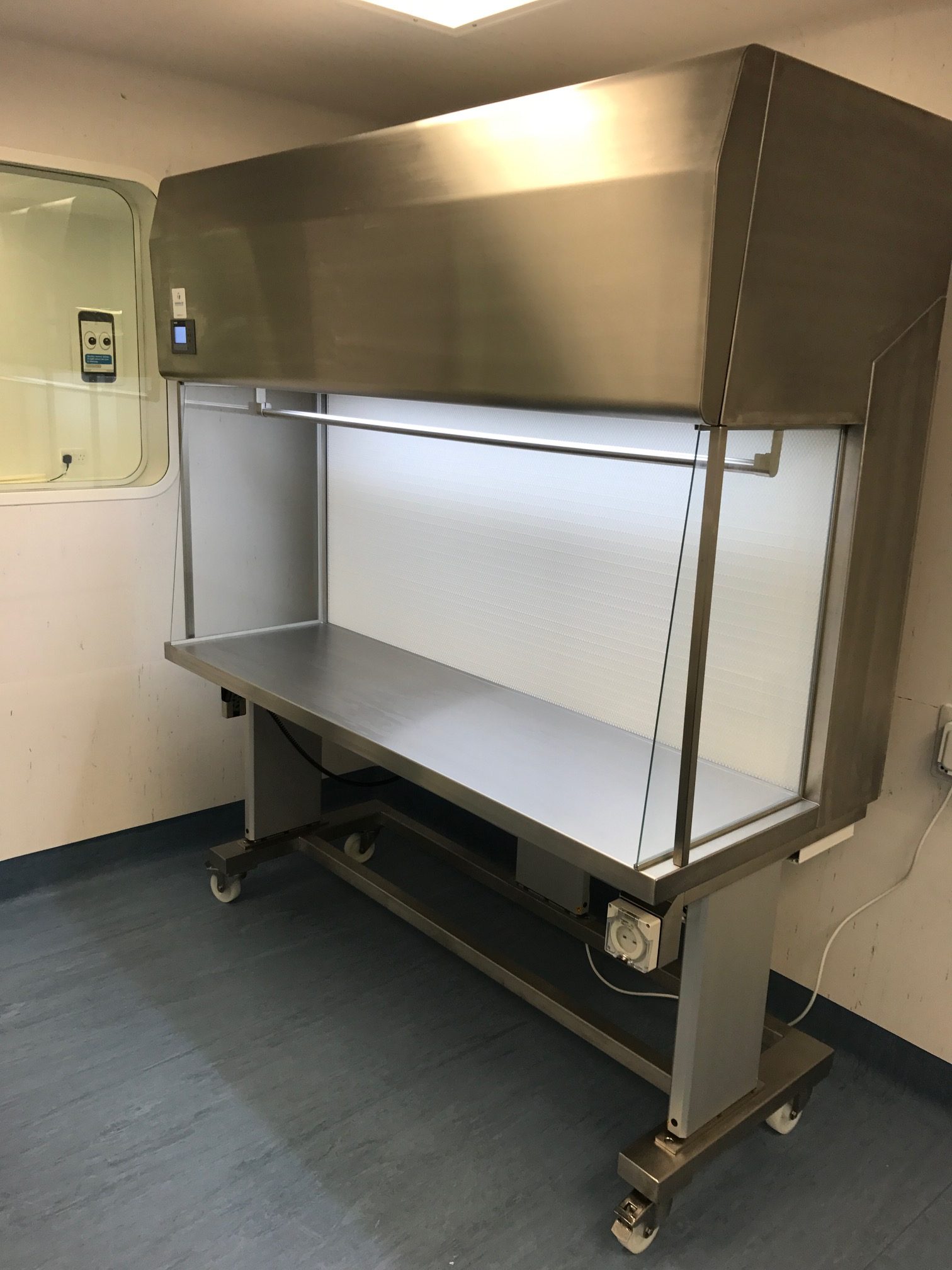 Stainless Steel Pharmaceutical Horizontal Laminar Flow Cabinet (HLAF ...