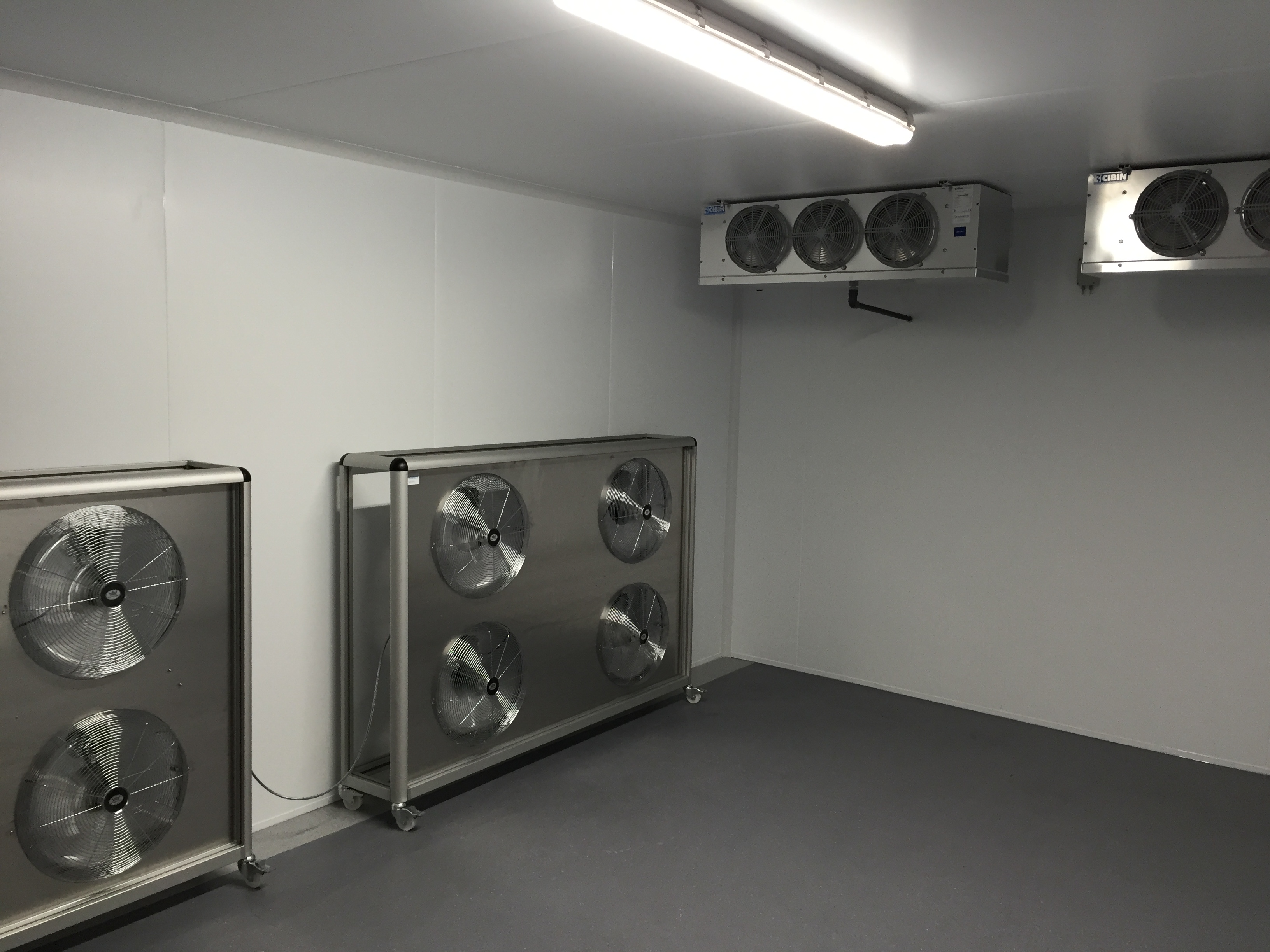 Close Controlled Pharmaceutical Cold Room - Technickon Ltd